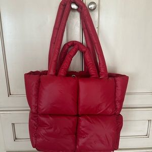 Bags | Red Puffer Bag With Snap And Zipper Closure Black Lining Brand ...